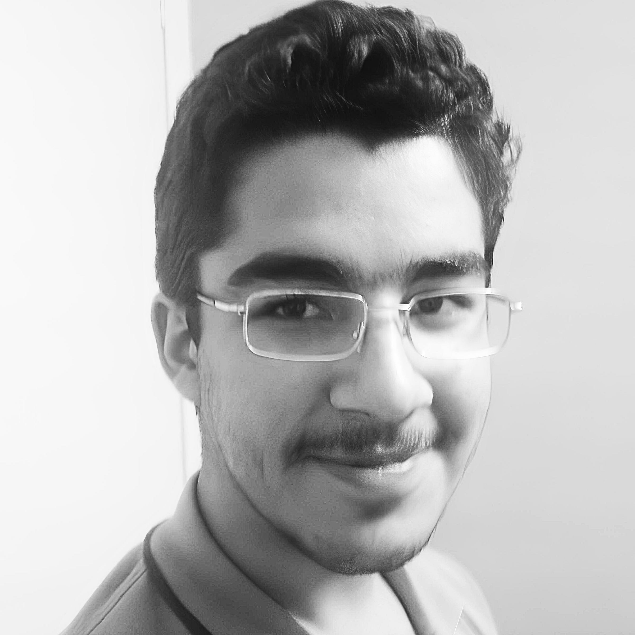 Moh Dezfoulian – Medium