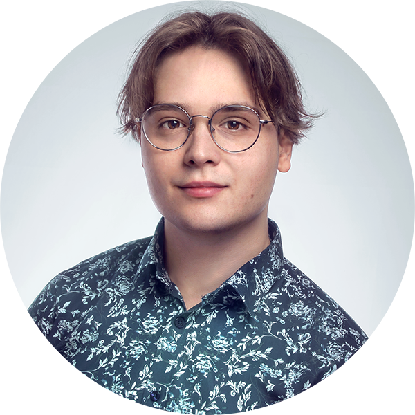 Mateusz Praski Medium Mateusz Praski Medium