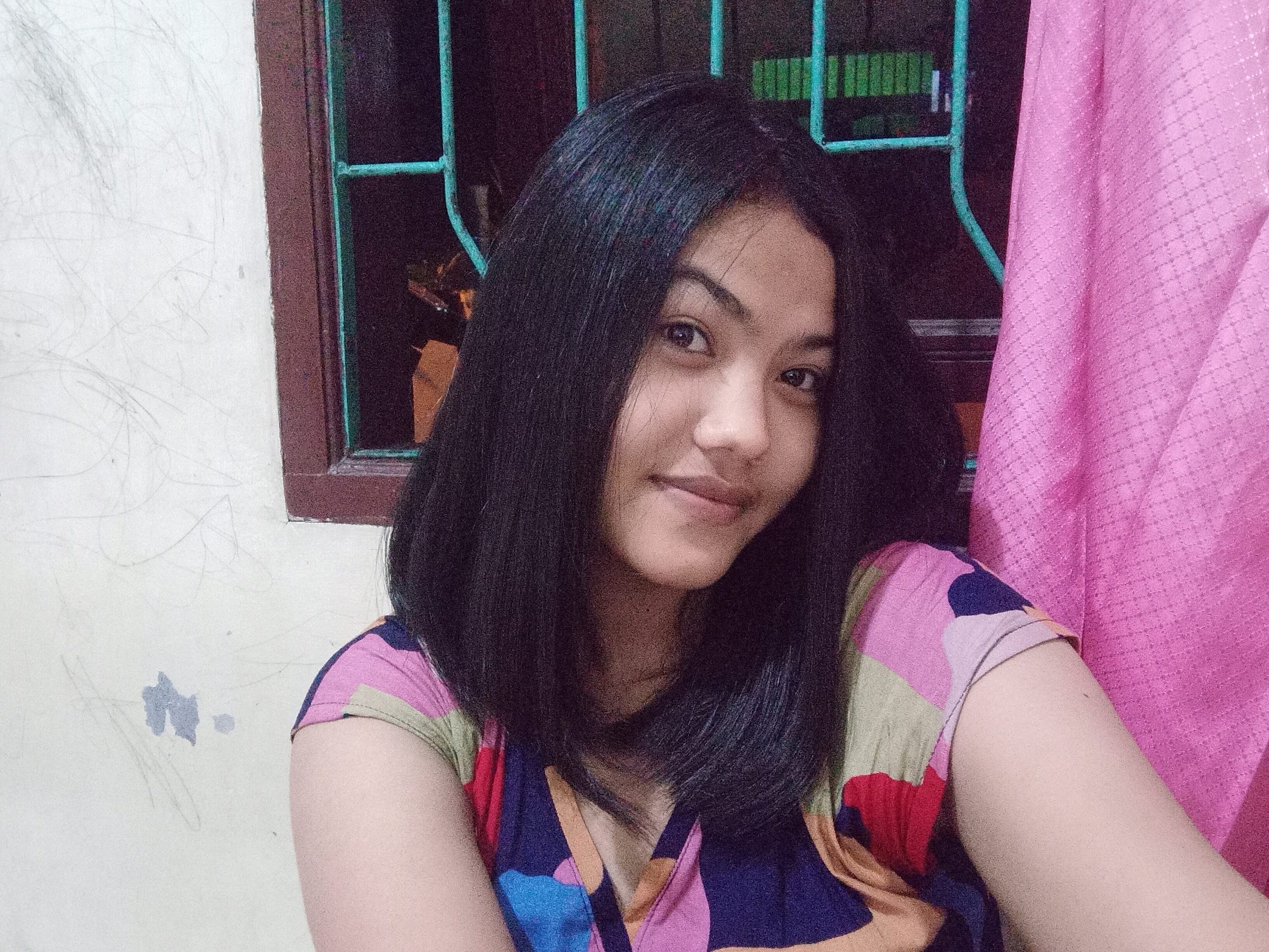 PUTRI PINEM – Medium