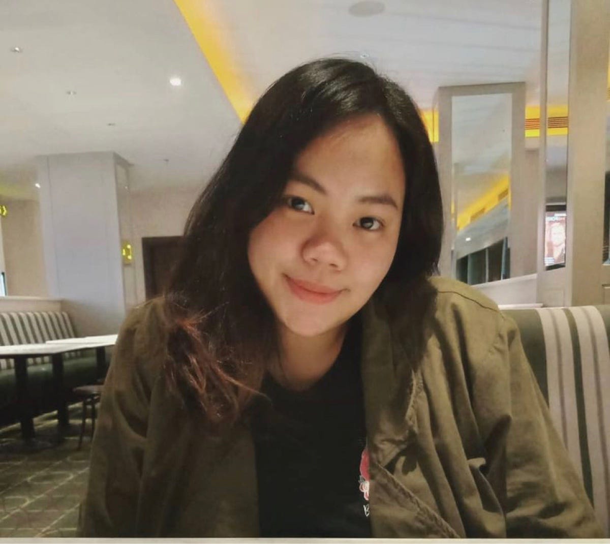 Victoria Trifena – Medium