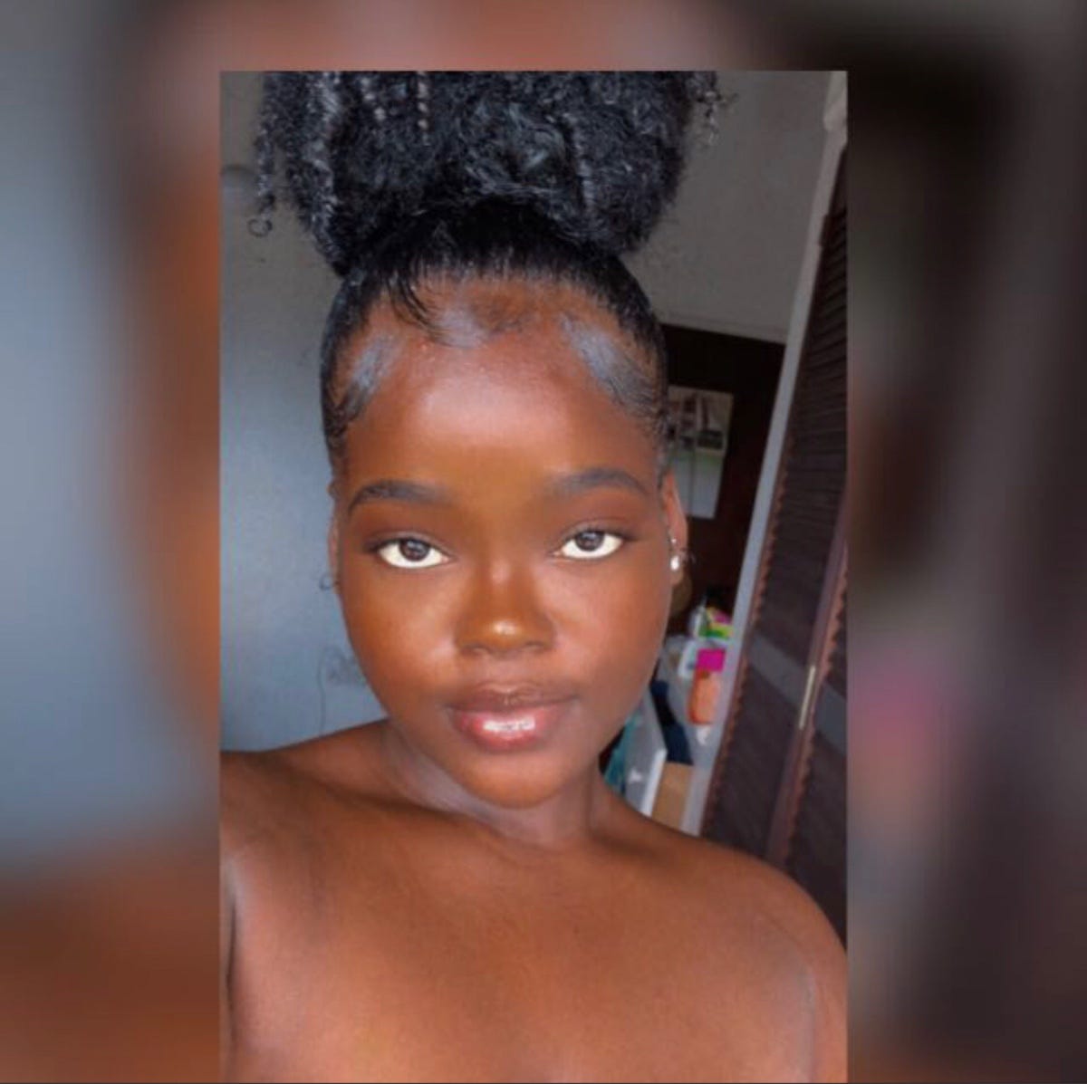 Abigail Alexander – Medium