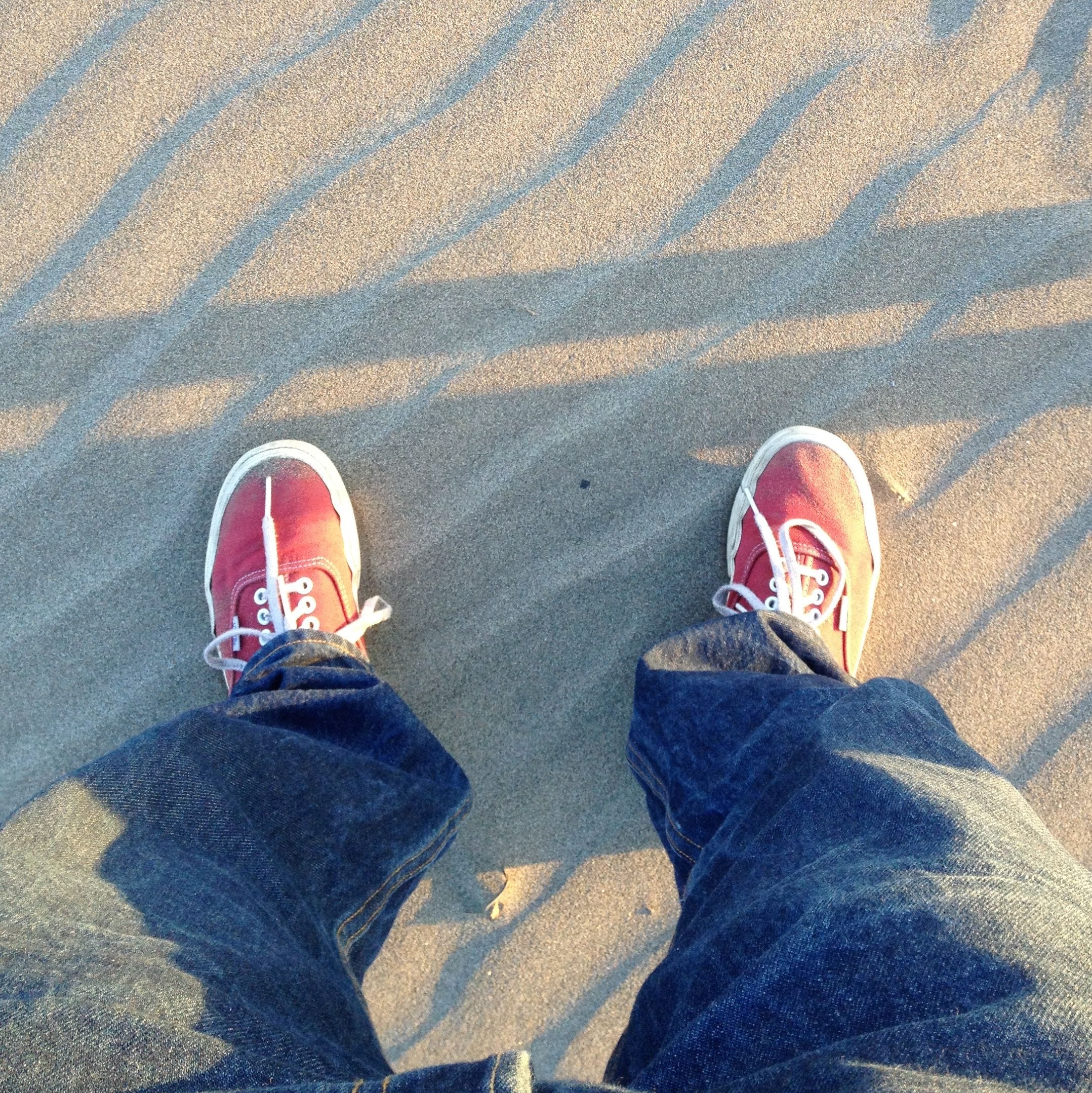 Elliot Anthony – Medium