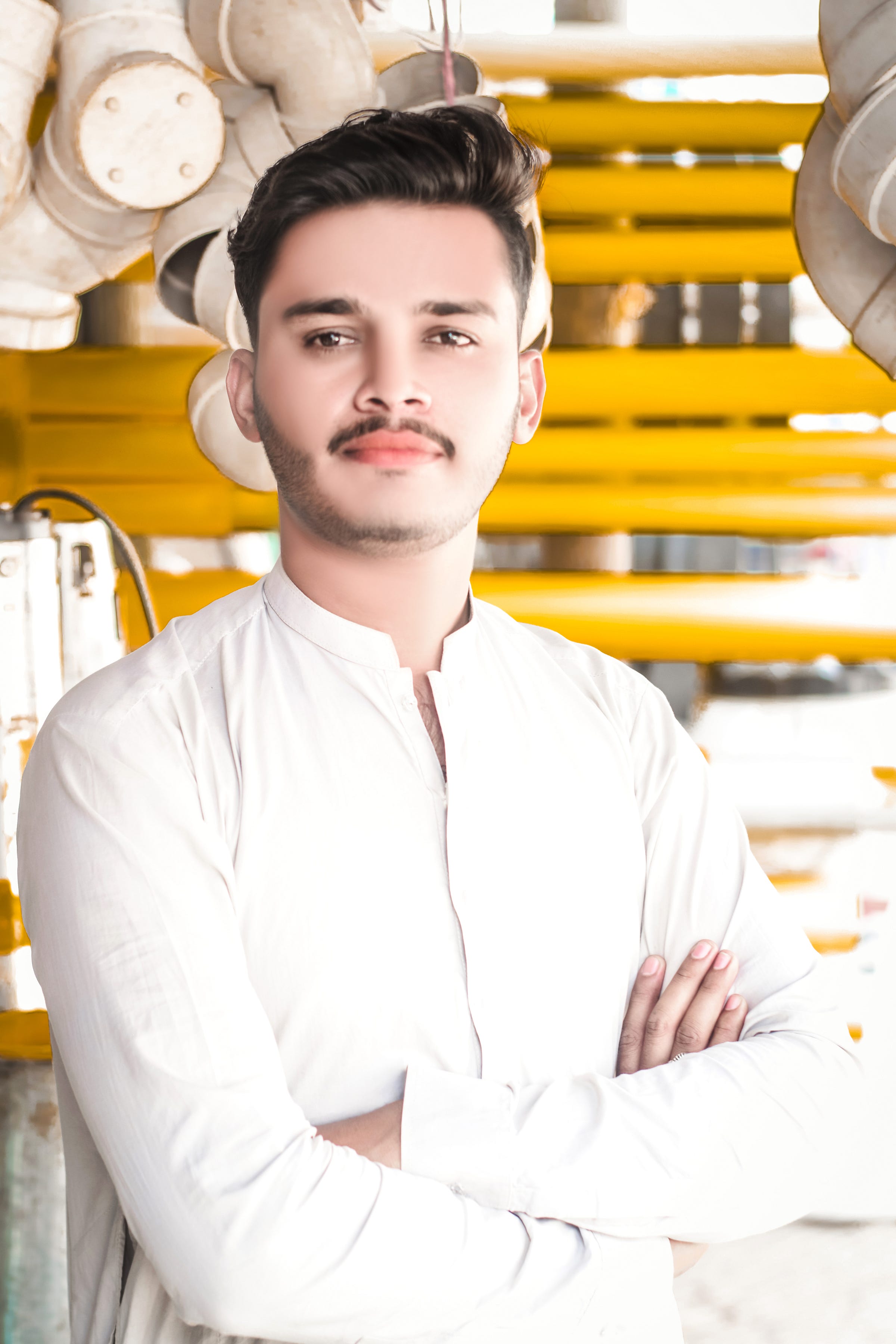 Chaudhry Mohsin – Medium