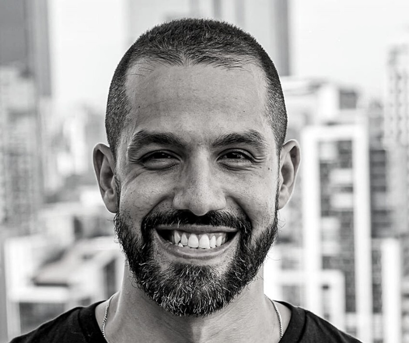 Lucas Paschoal – Medium