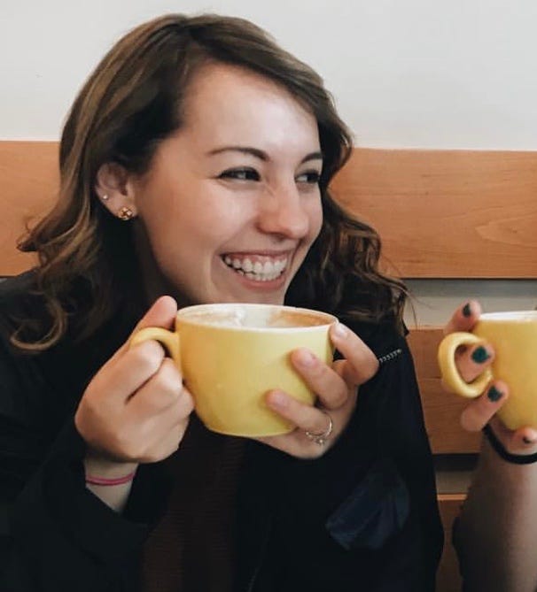 Alexa Vaughn – Medium