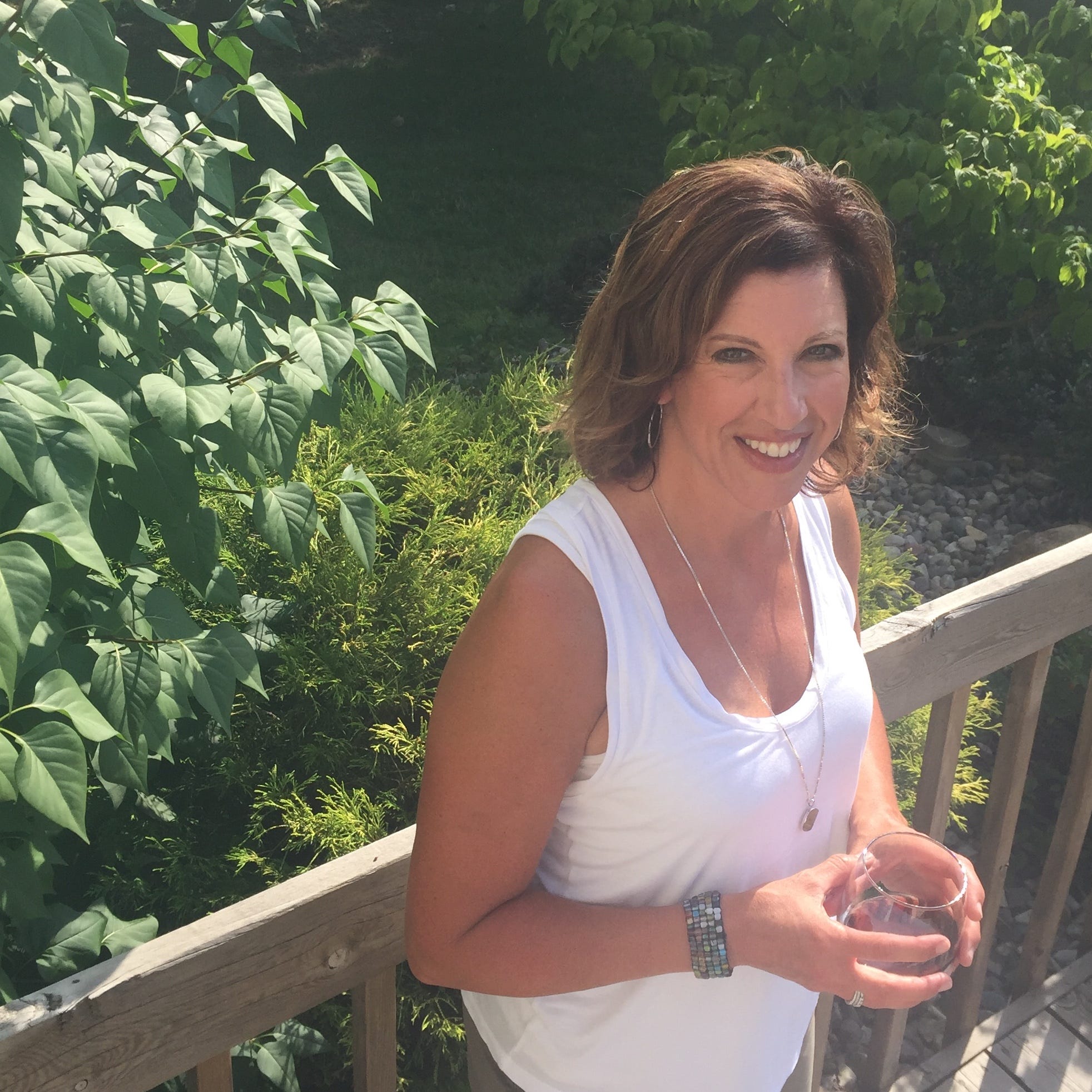 Leah Carpenter – Medium