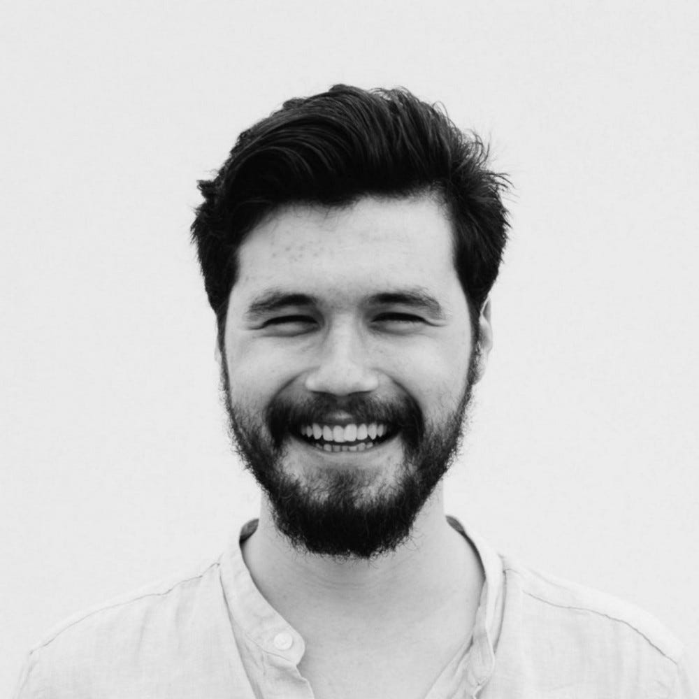 Max Kaye – Medium