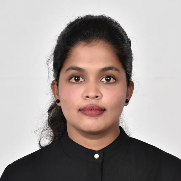 Irukshi Dahanayake – Medium