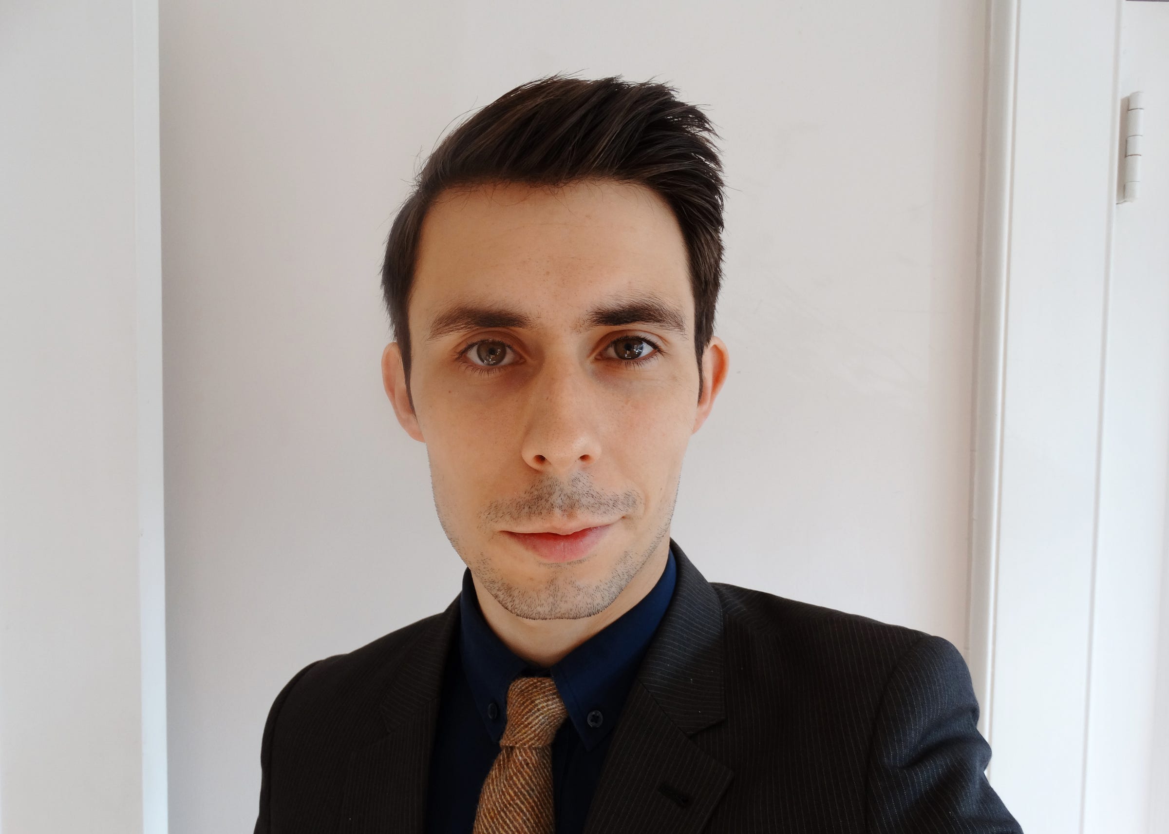 Ralph Jones – Medium