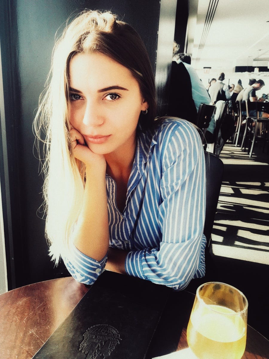 Ana Luca – Medium
