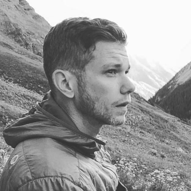Sean Howell – Medium