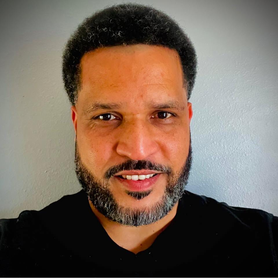 Marcos A. Colón-Octaviani – Medium