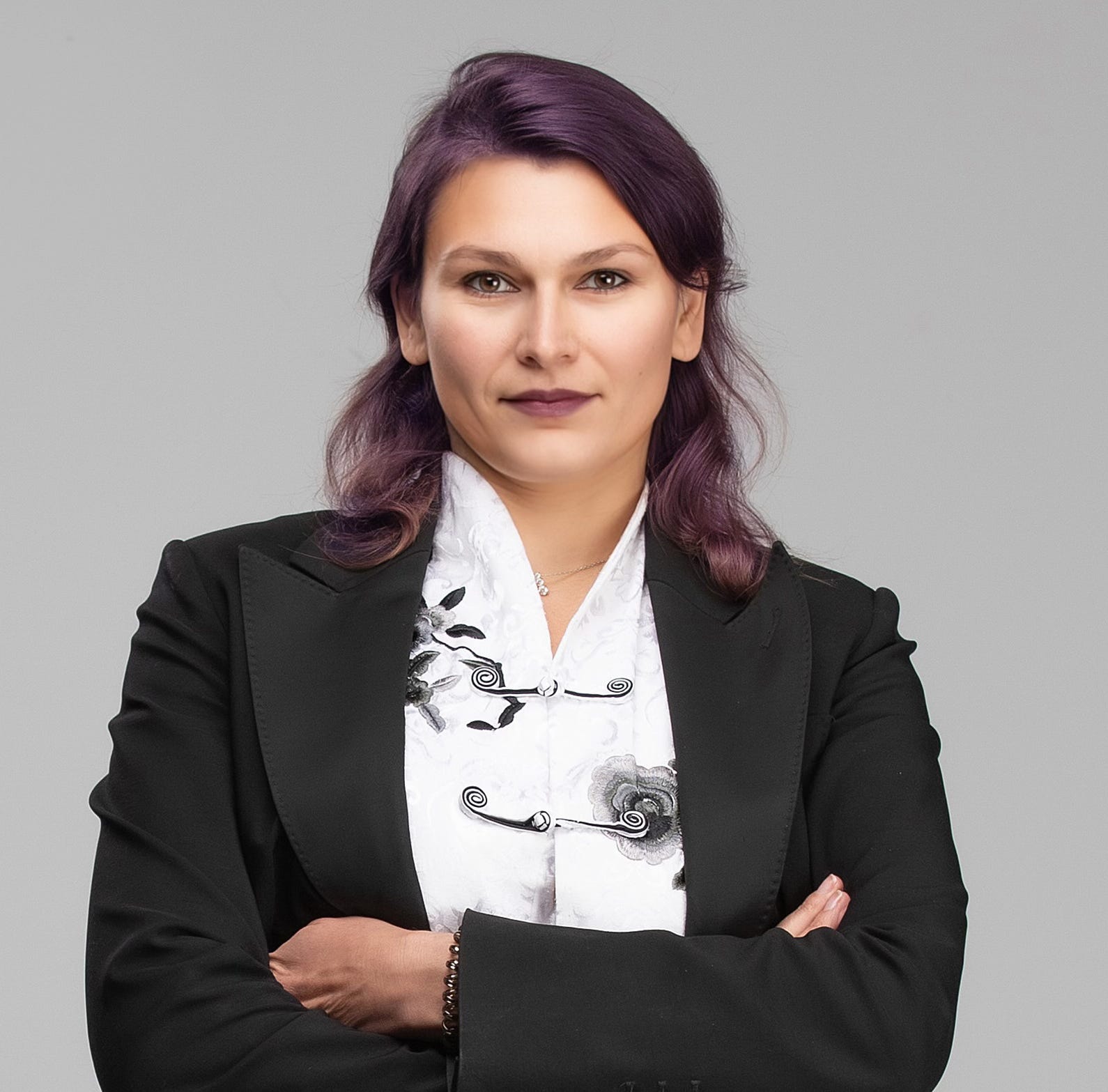 Aleksandra Liutikova aka Java Senorita – Medium