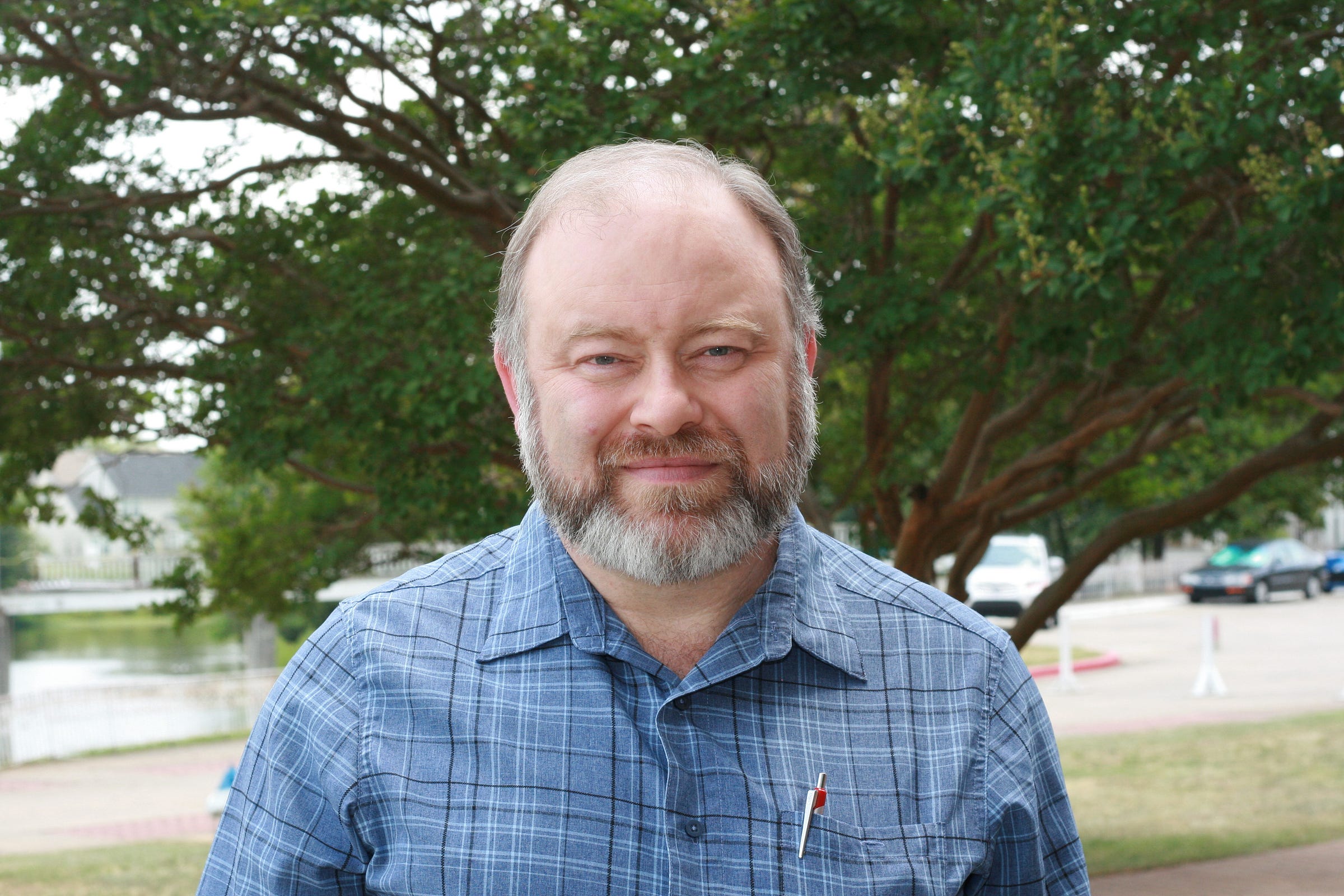 Robert Foster – Medium
