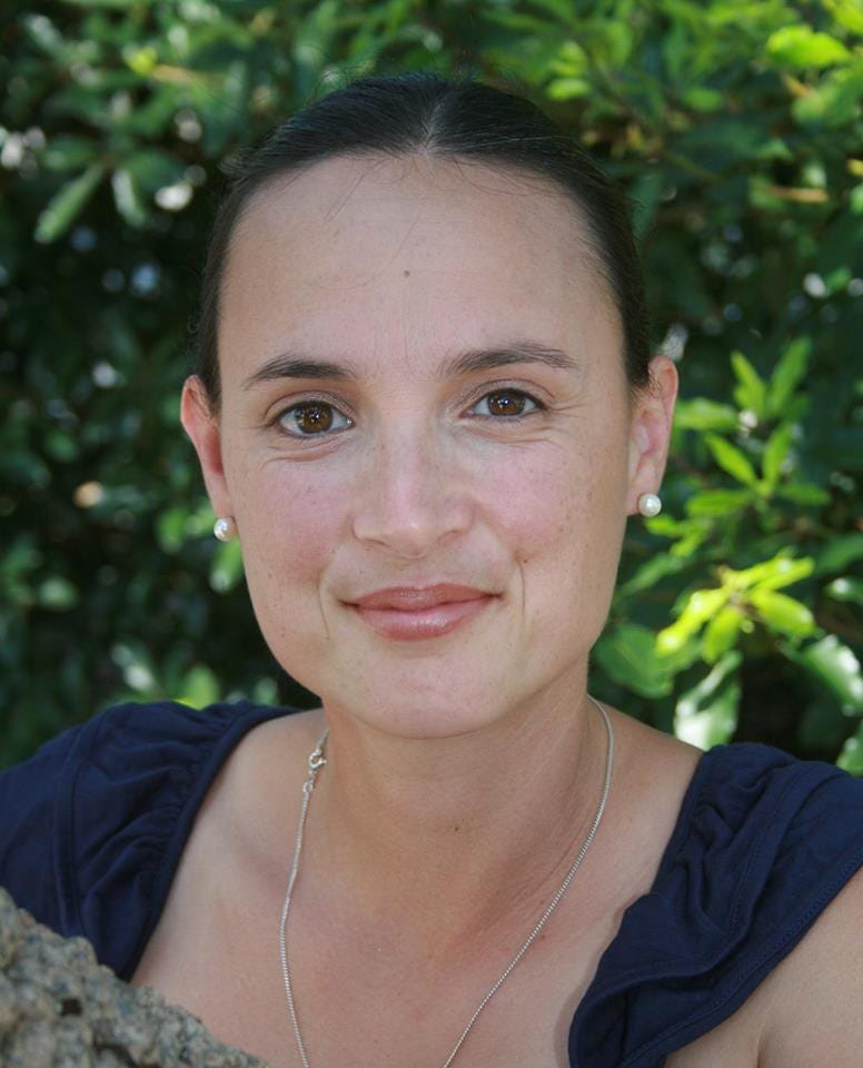 Heidi Farrelly – Medium