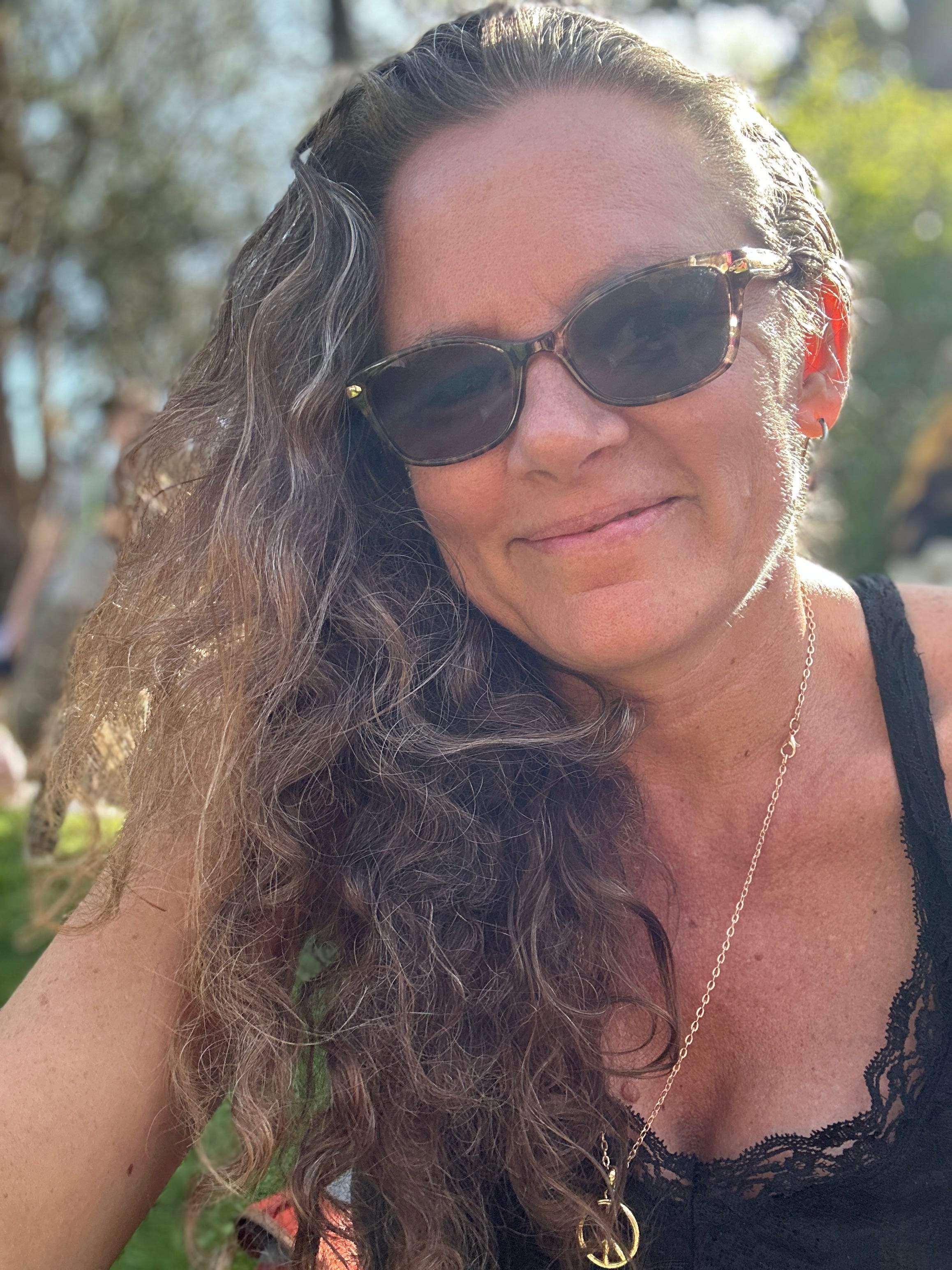 Lily Thompson – Medium