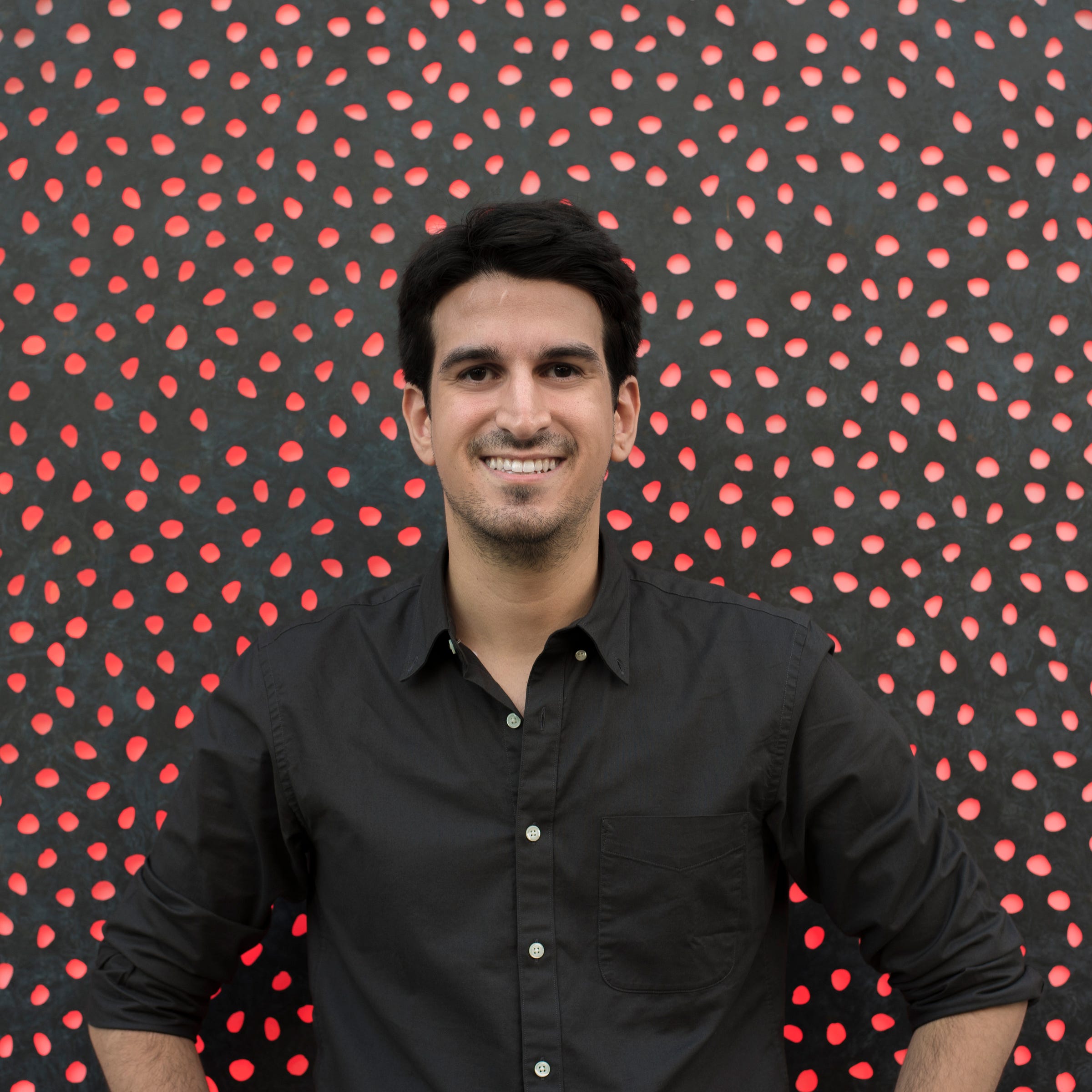 Osman Kaan Demiroz – Medium