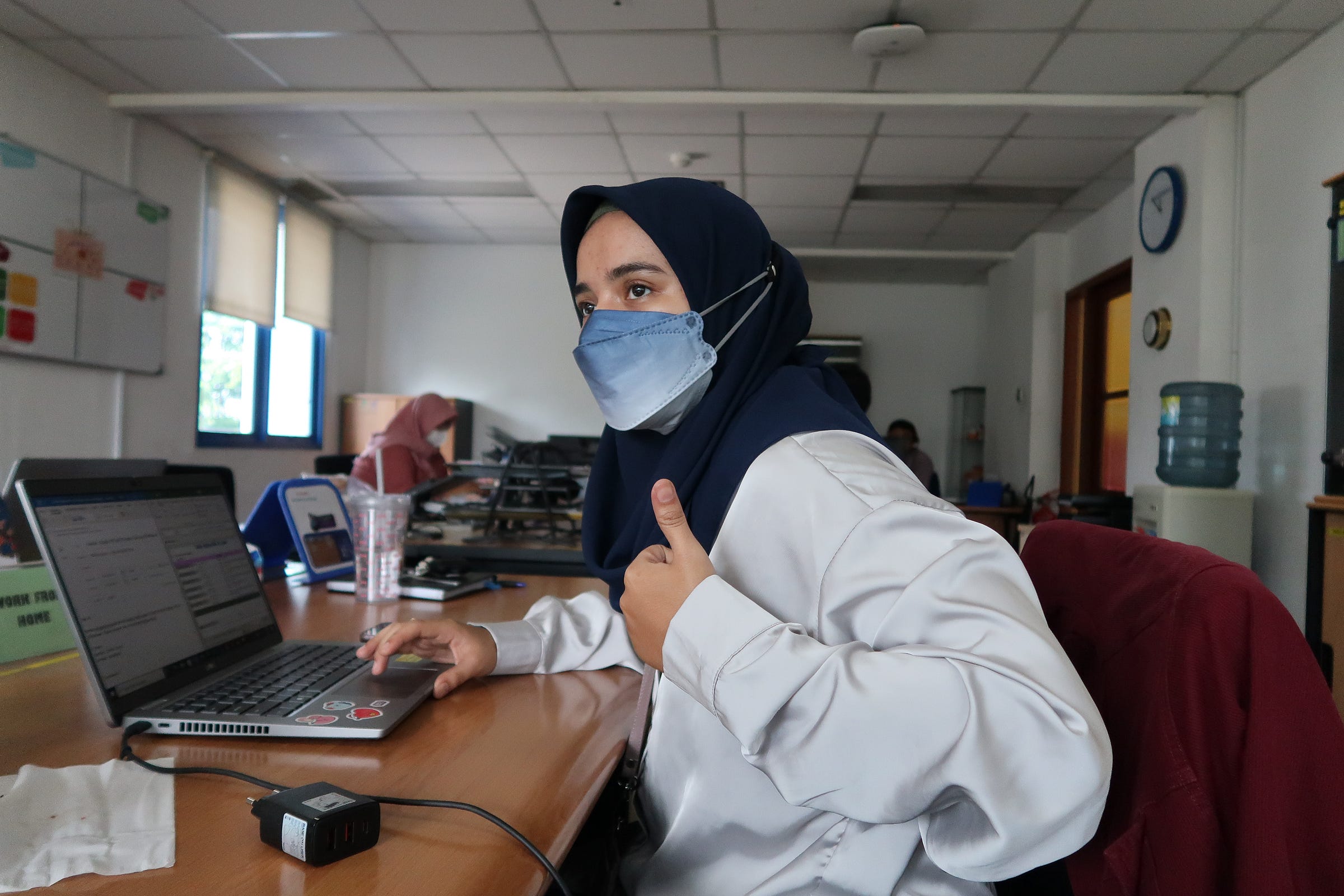 Savina Zahra – Medium