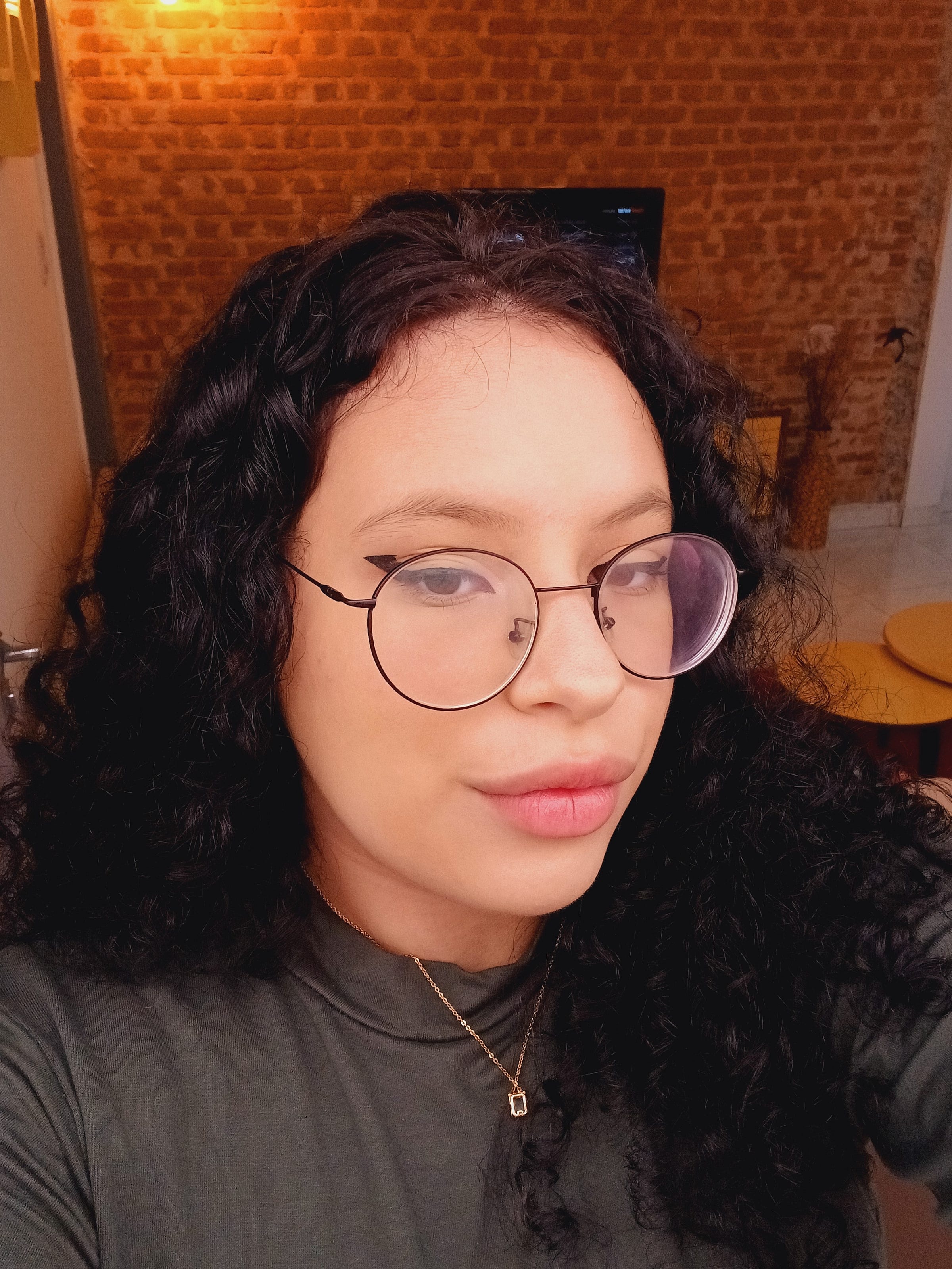 amanda – Medium