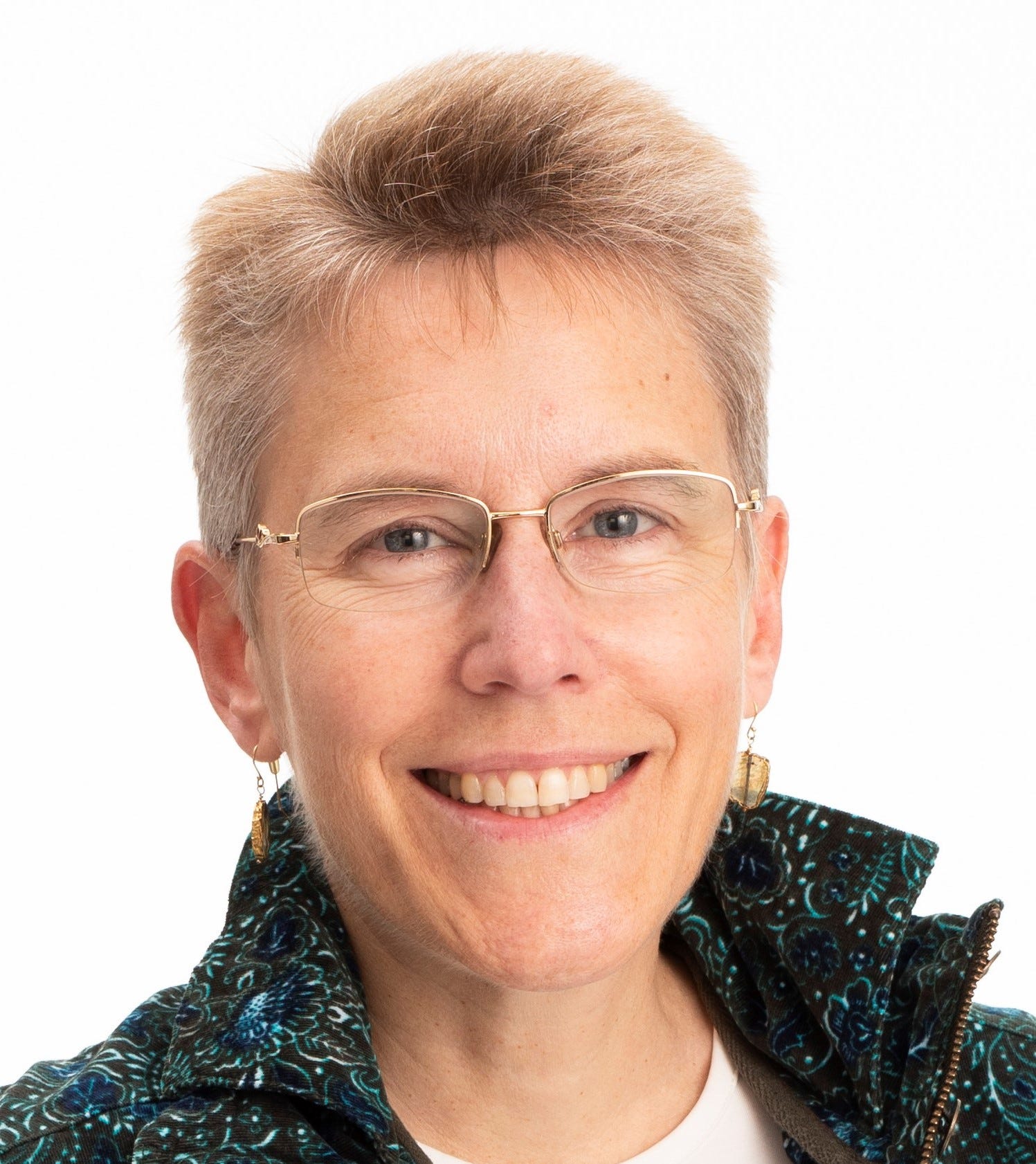 About – Ines Polonius – Medium