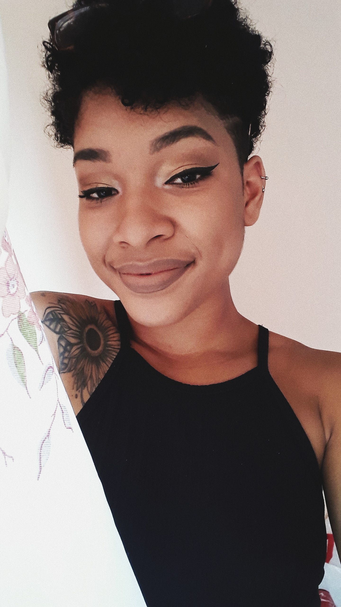 Leandra Badu – Medium