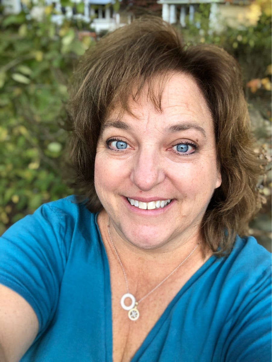 Carol Welsh Hilty – Medium