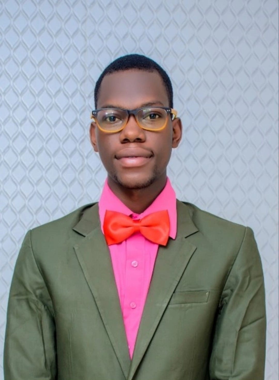 Richard Akande – Medium