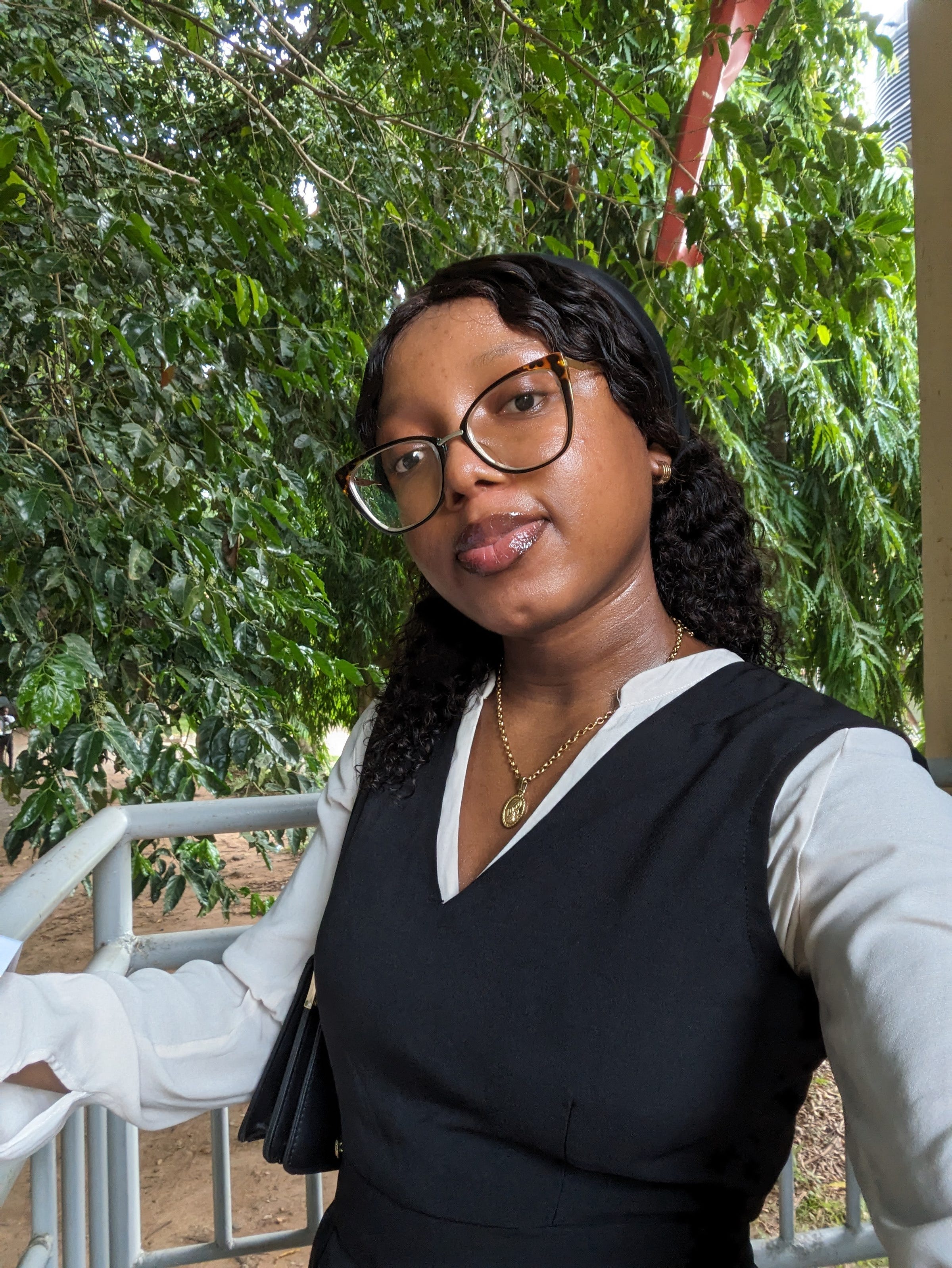 Okay Lilian – Medium