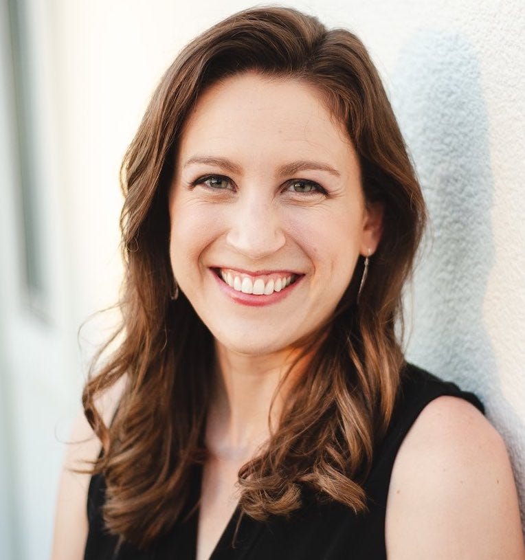 About – Anna McKenzie – Medium