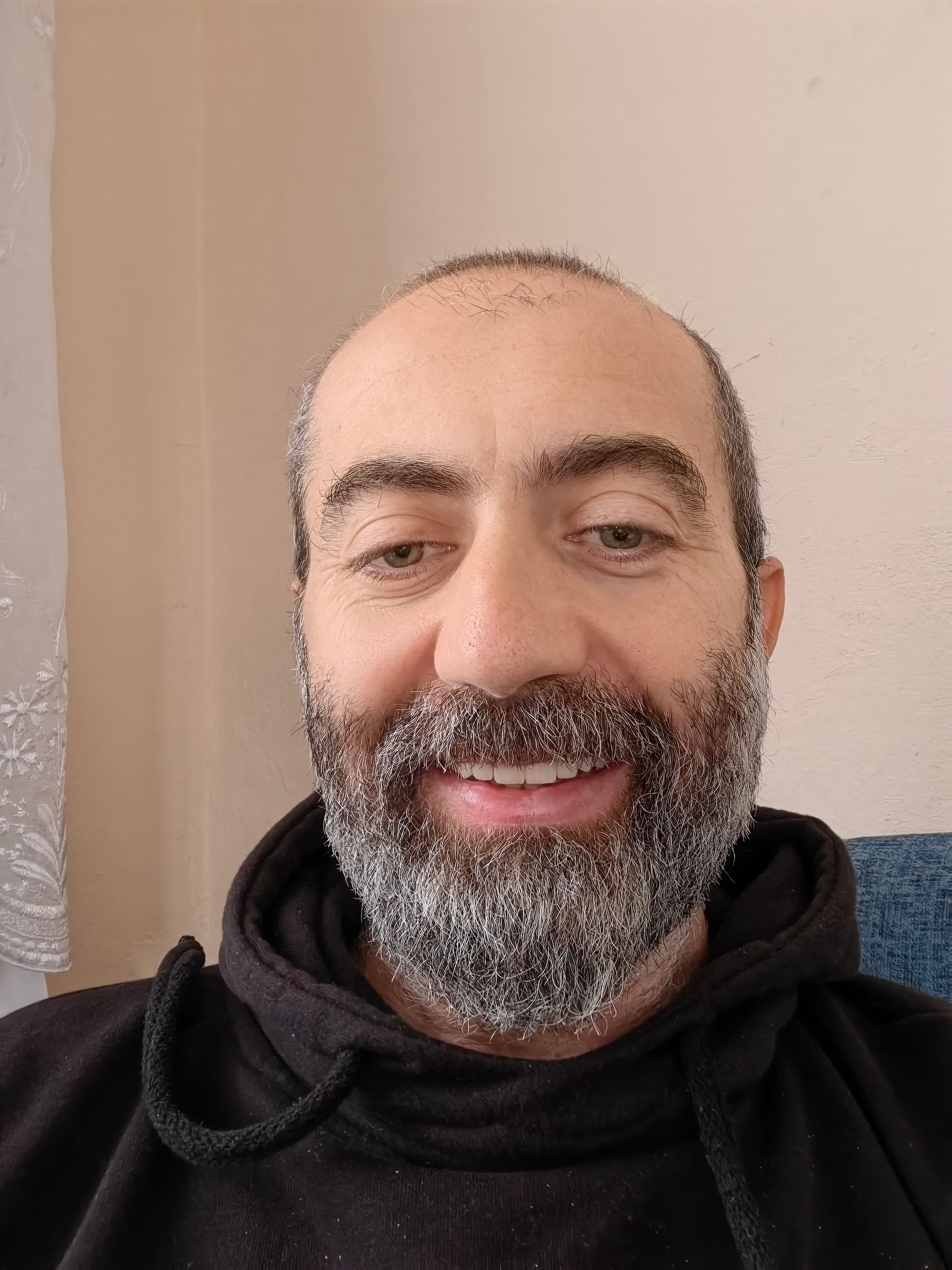 Sezgin Mesut – Medium