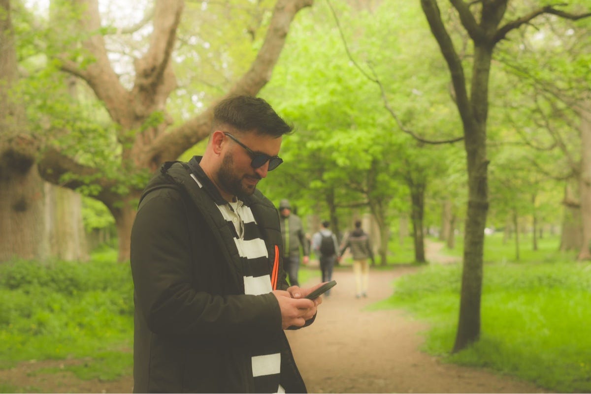 Adrian Bailador – Medium