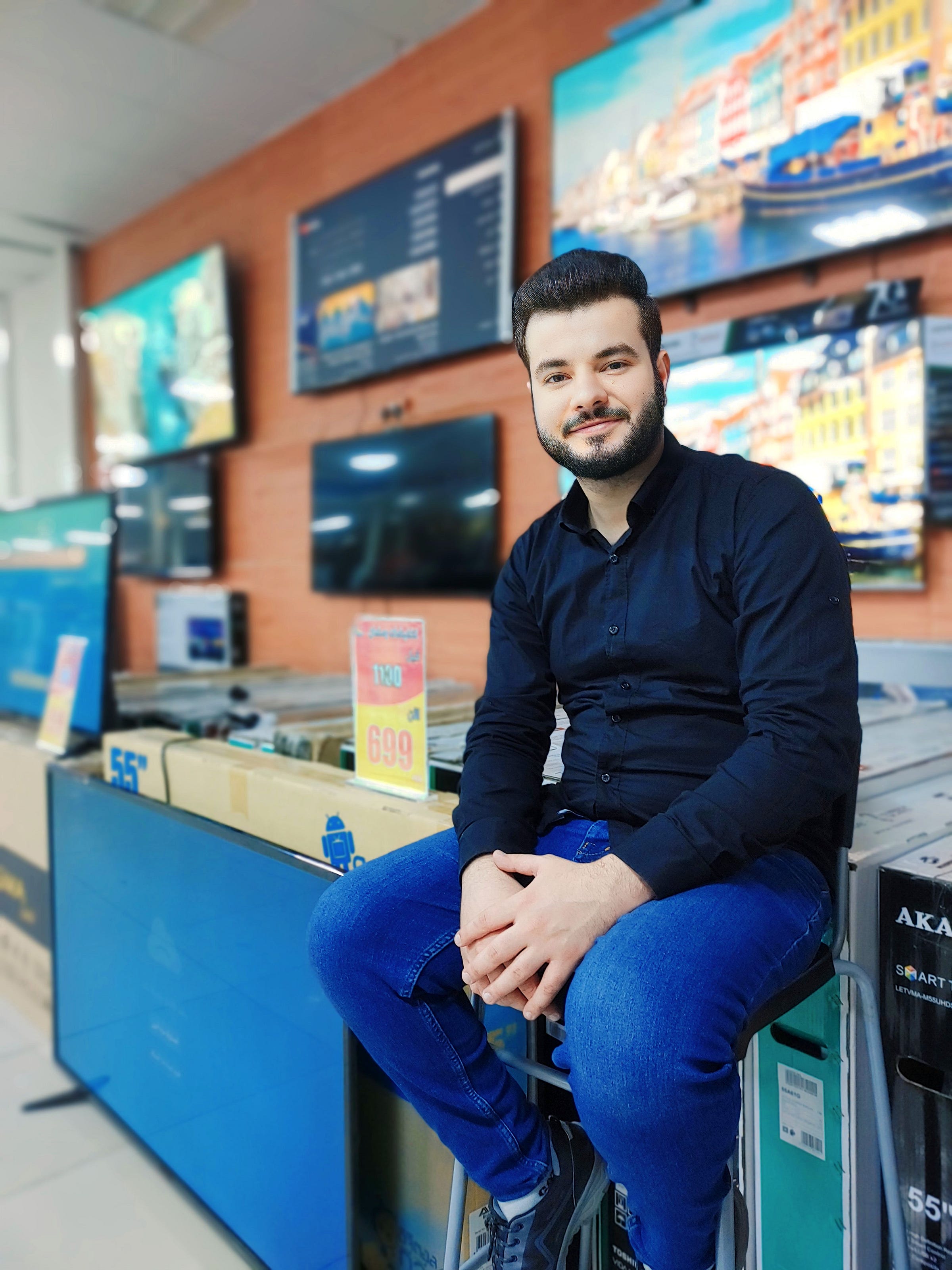 Tareq Al-houri – Medium