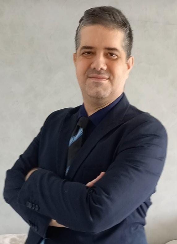 Miguel Angelo Pricinote – Medium