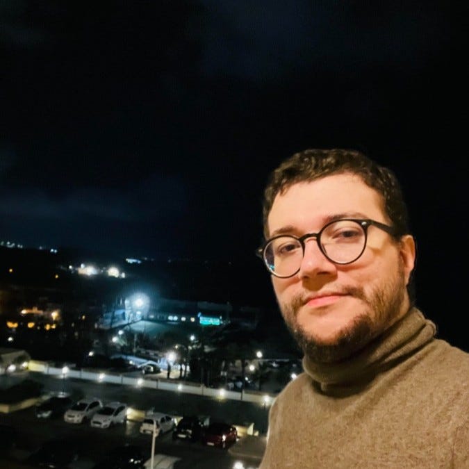 Caio Cozza – Medium