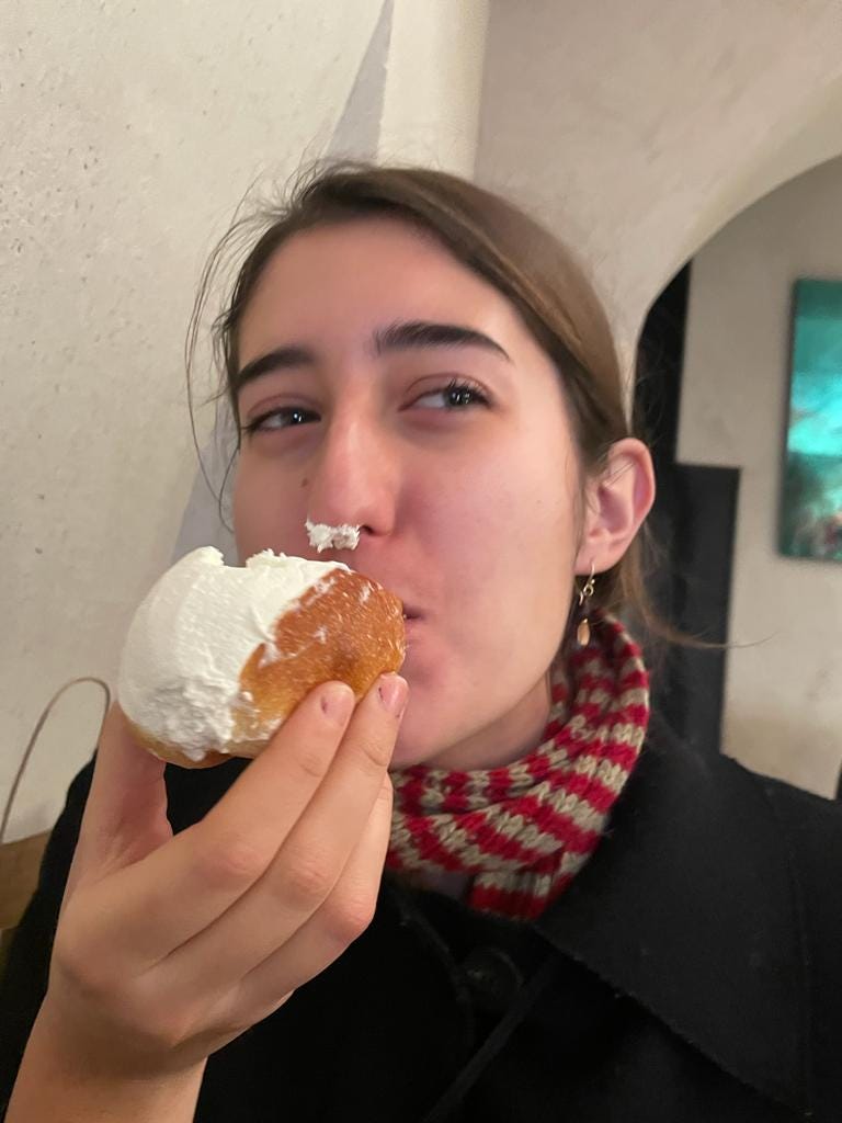 Camille Wefers Bettink – Medium