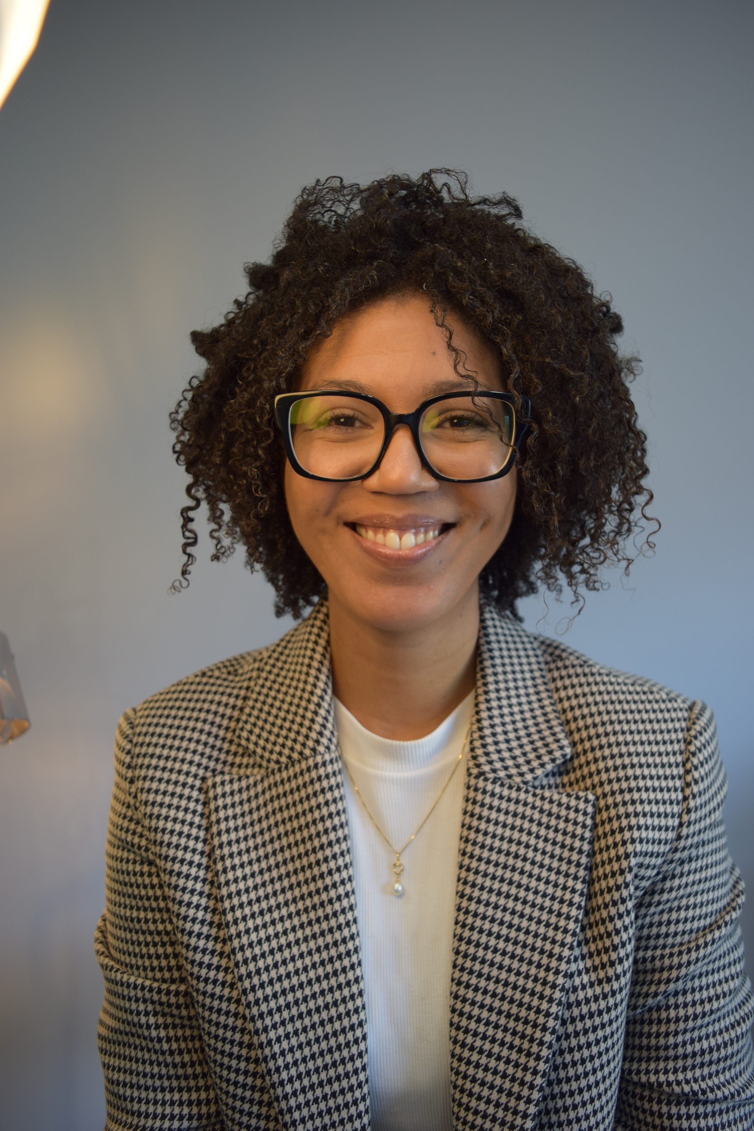 Renata Suhett – Medium