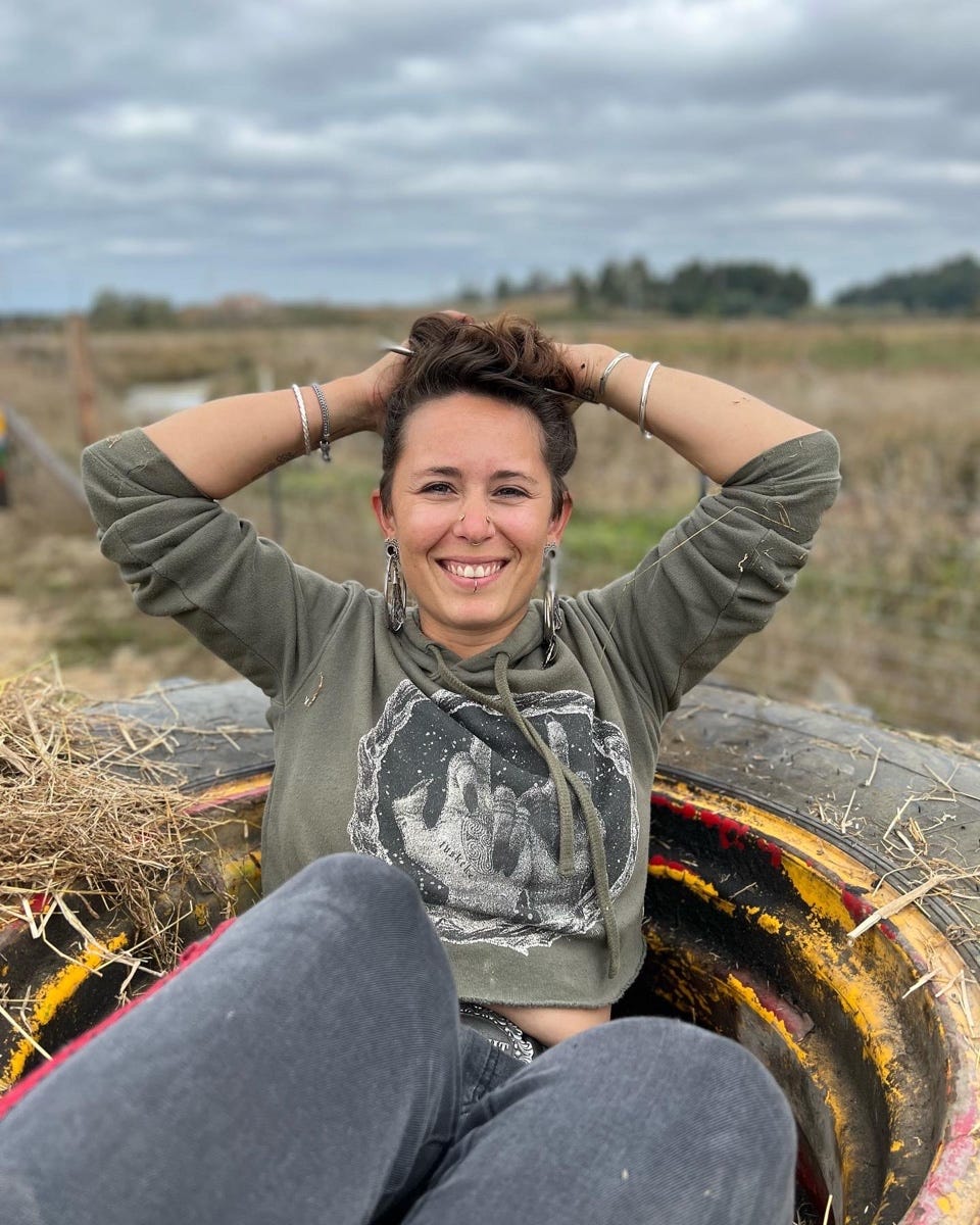 Annie Bond – Medium