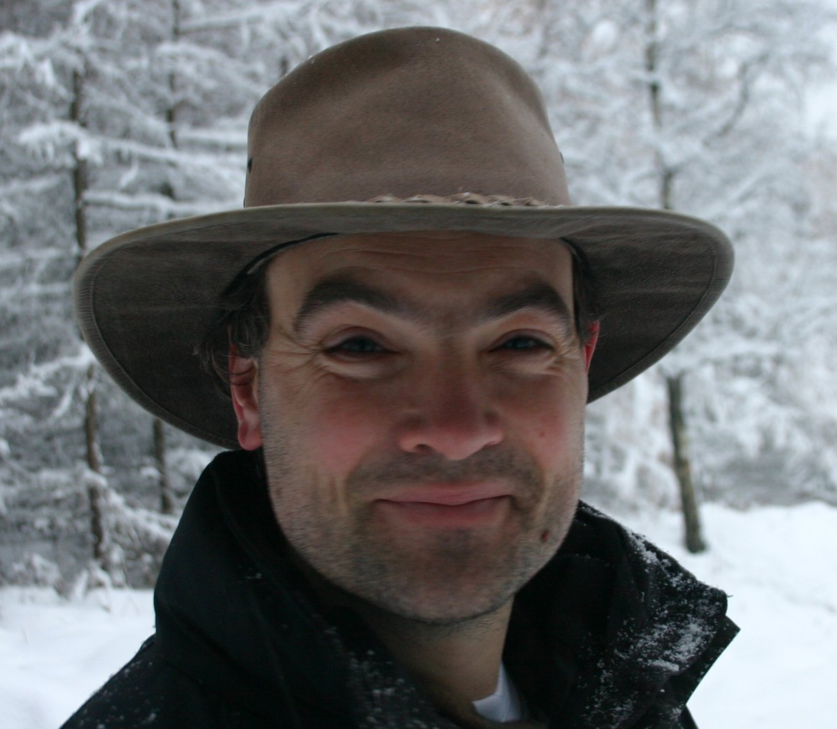 Dominic Eldred-Earl – Medium