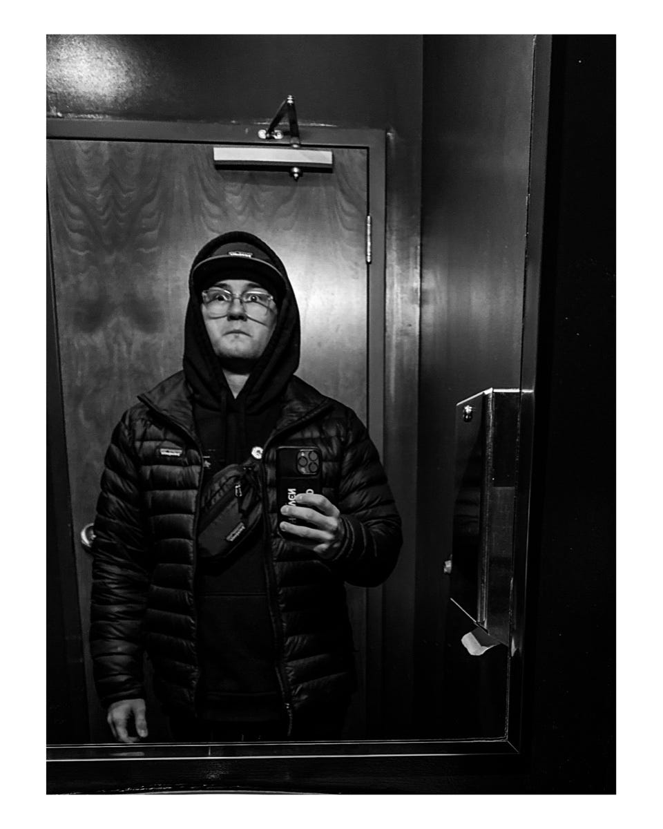 Kyle Nelson – Medium