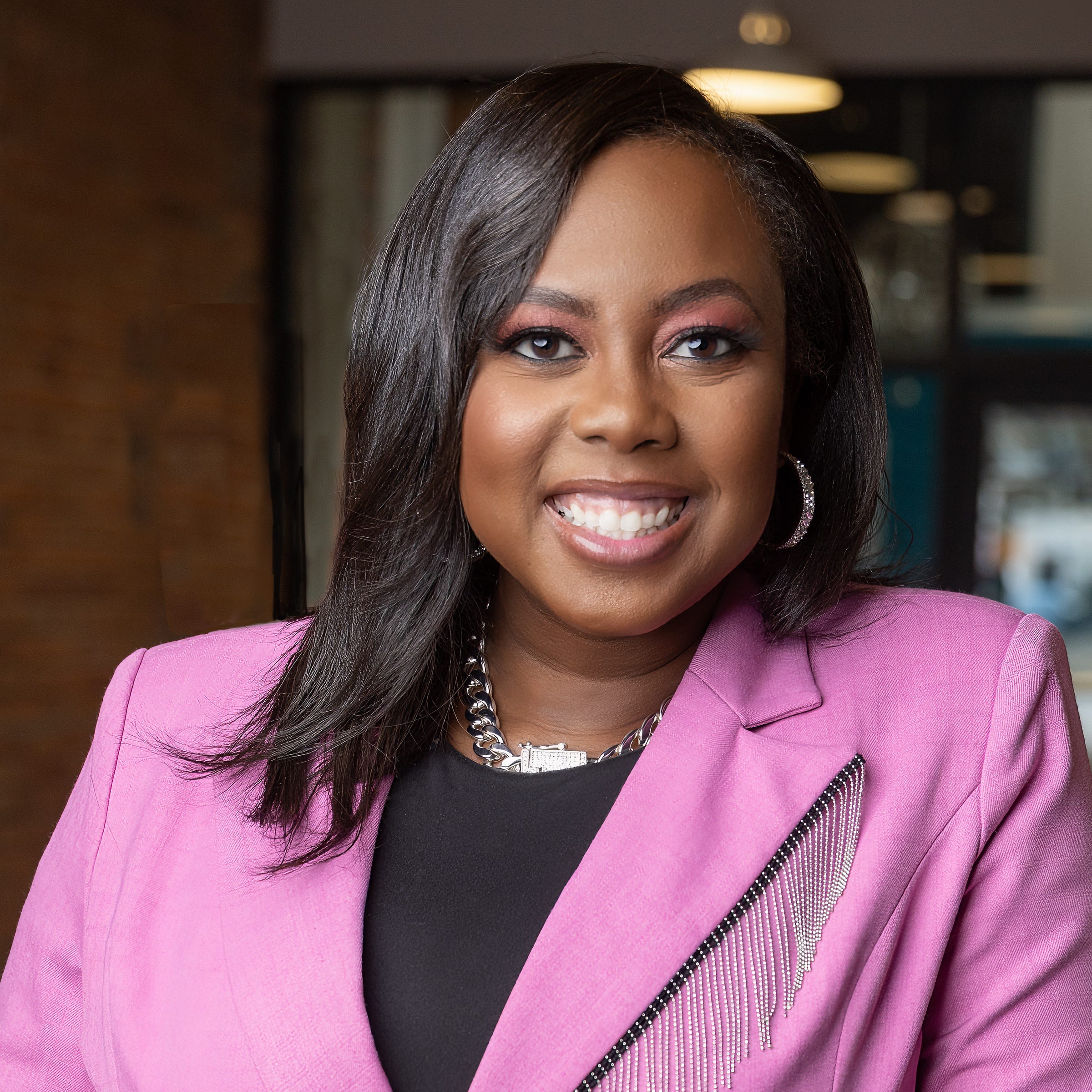 Shayla Hilton – Medium
