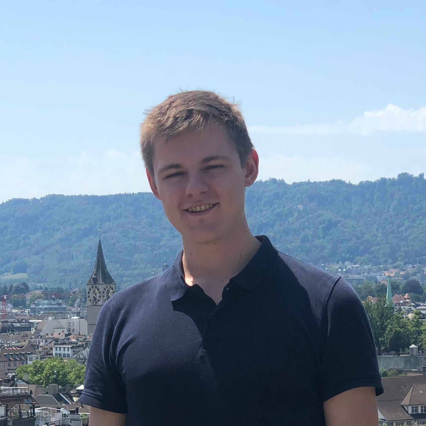 Lukas Schneider – Medium