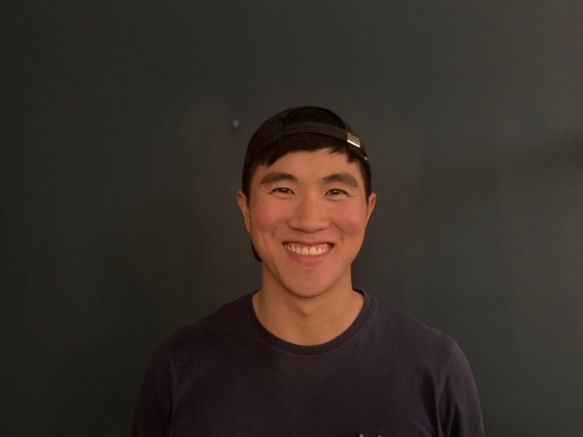 Lloyd Hamilton – Medium