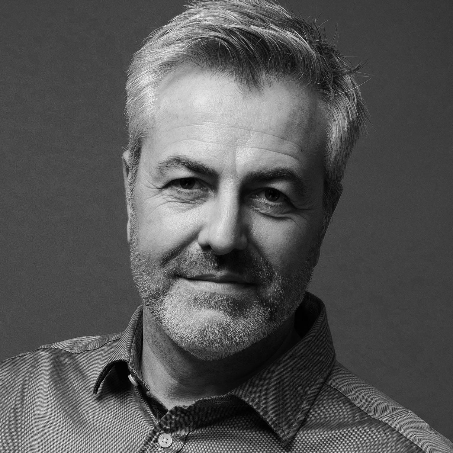 Tony Cooke – Medium