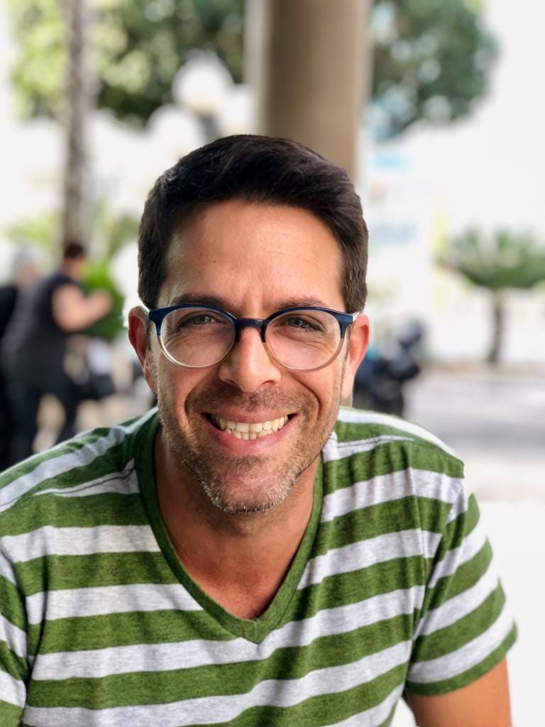 Yoav Fisher – Medium