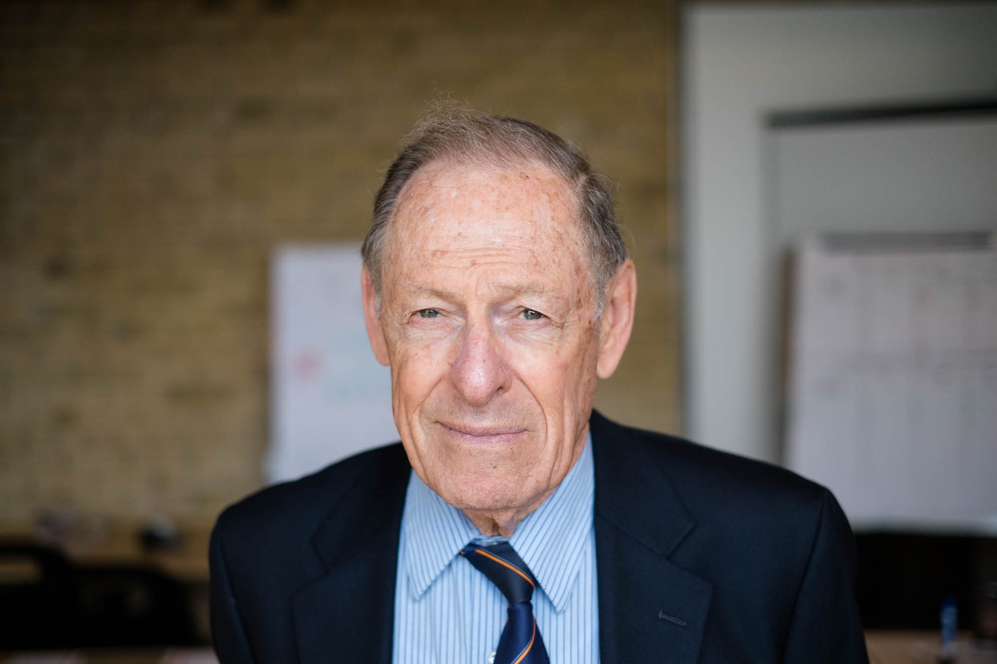 Dr. Selwyn Super – Medium