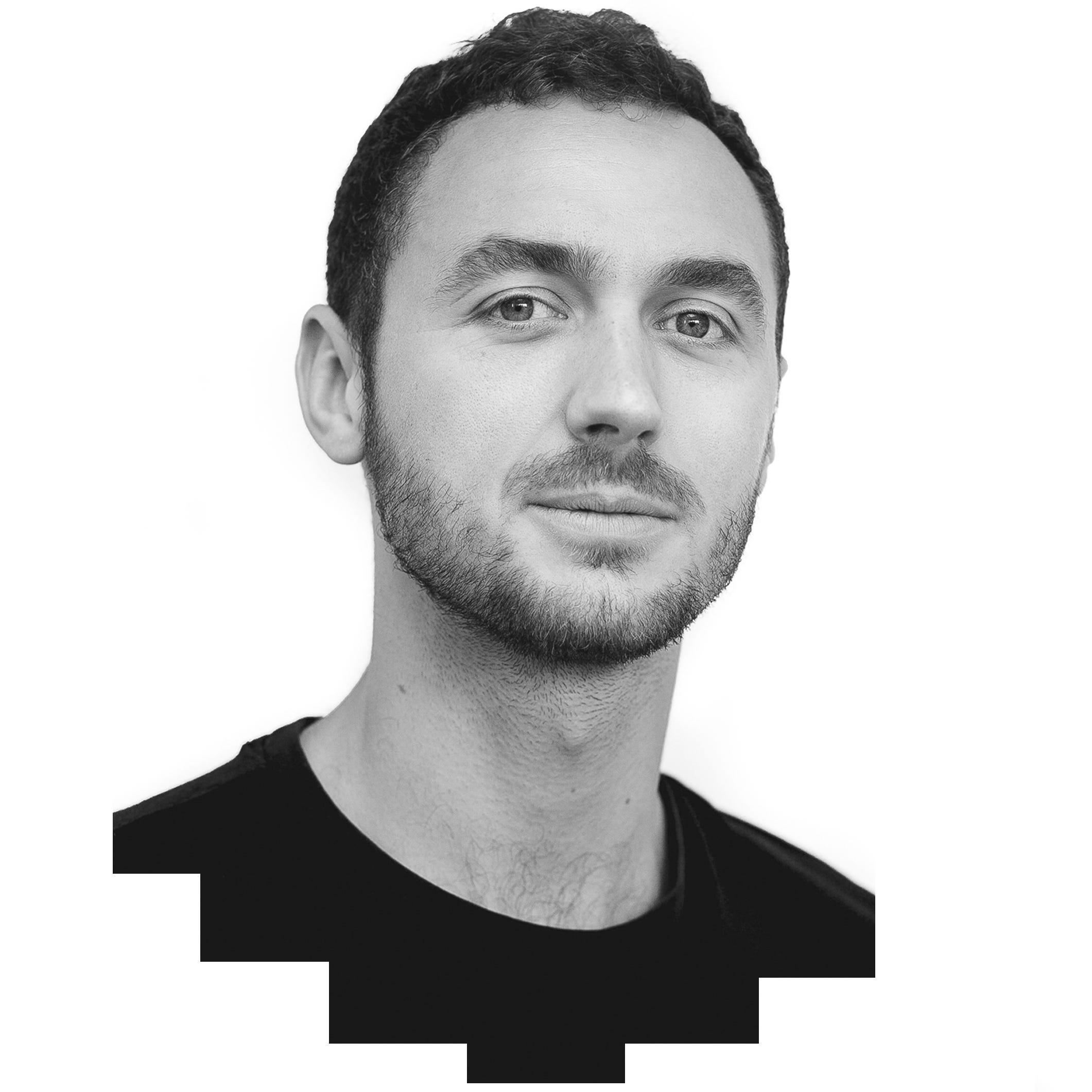 Charlie George – Medium