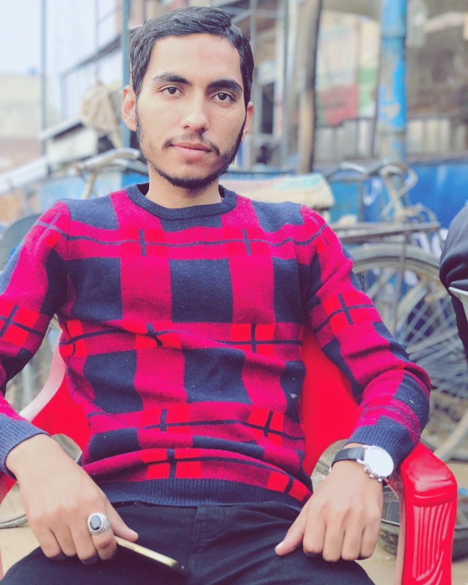 QALAB EHSAN Haider – Medium