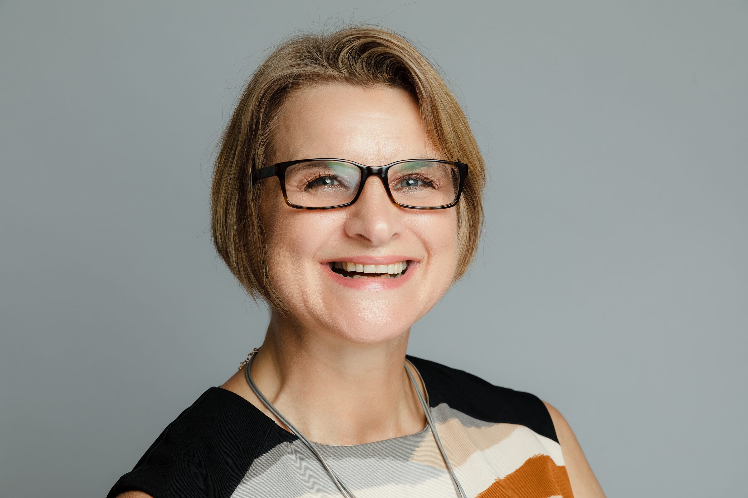 Vikki Kirby – Medium