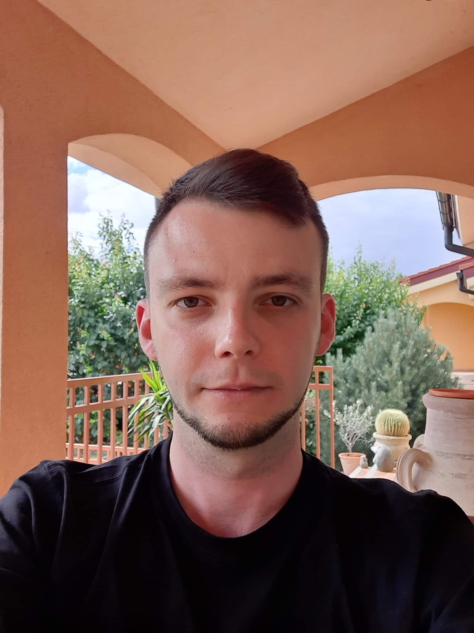 George Pașca – Medium