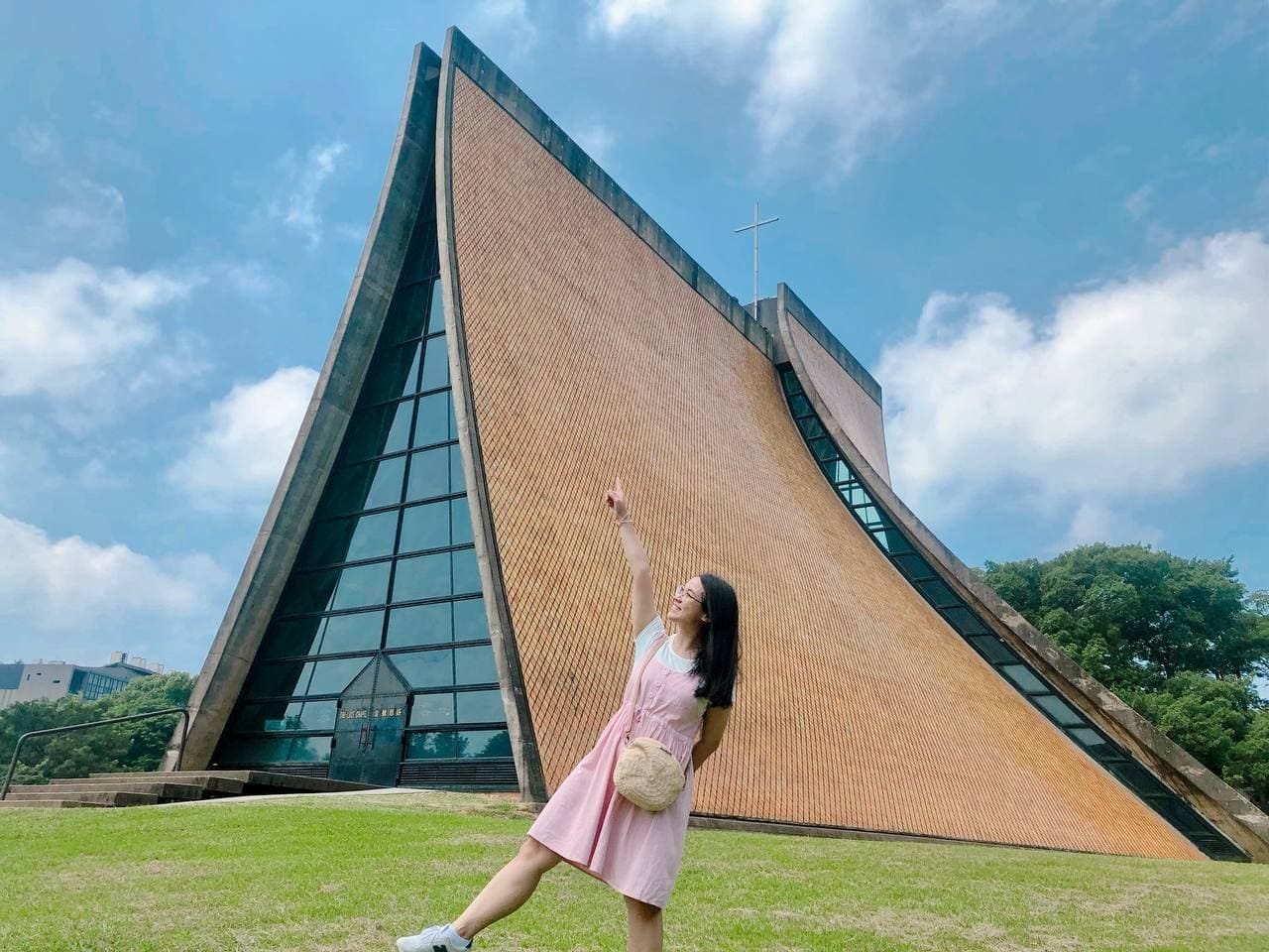 Stephanie Lau – Medium